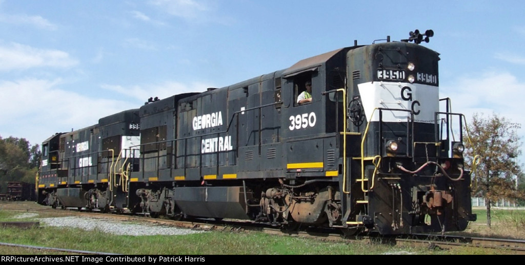 GC 3950 X-NS 3950 XX-SOU 3950 U23B and GC 3965 X-NS 3965 XX-SOU 3965 U23B running light at the ...